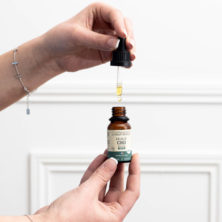 Huile CBD spectre large 12% (1800mg) naturelle - Date courte - Laboratoire Haut-Ségala